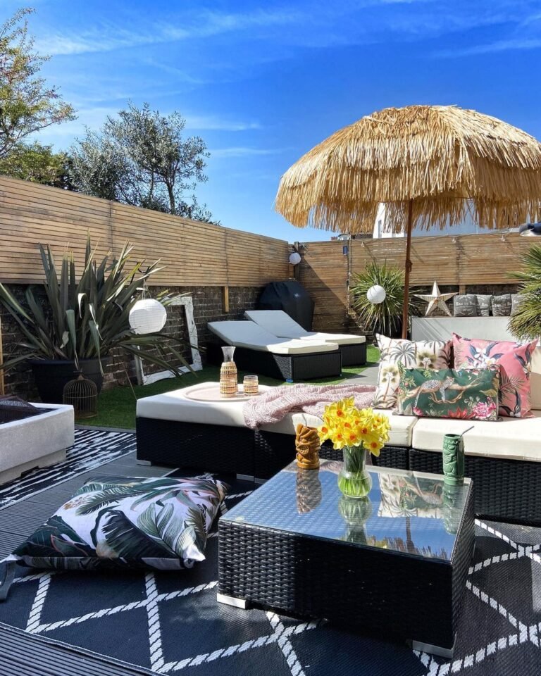18 Backyard Decorating Ideas to Create a Beautiful Outdoor Space